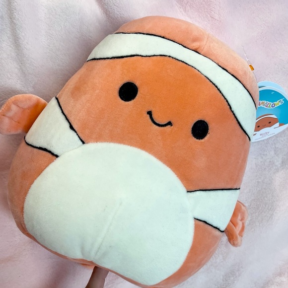Squishmallows | Other | Ricky The Clownfish Squishmallow 8 Squish Fish ...